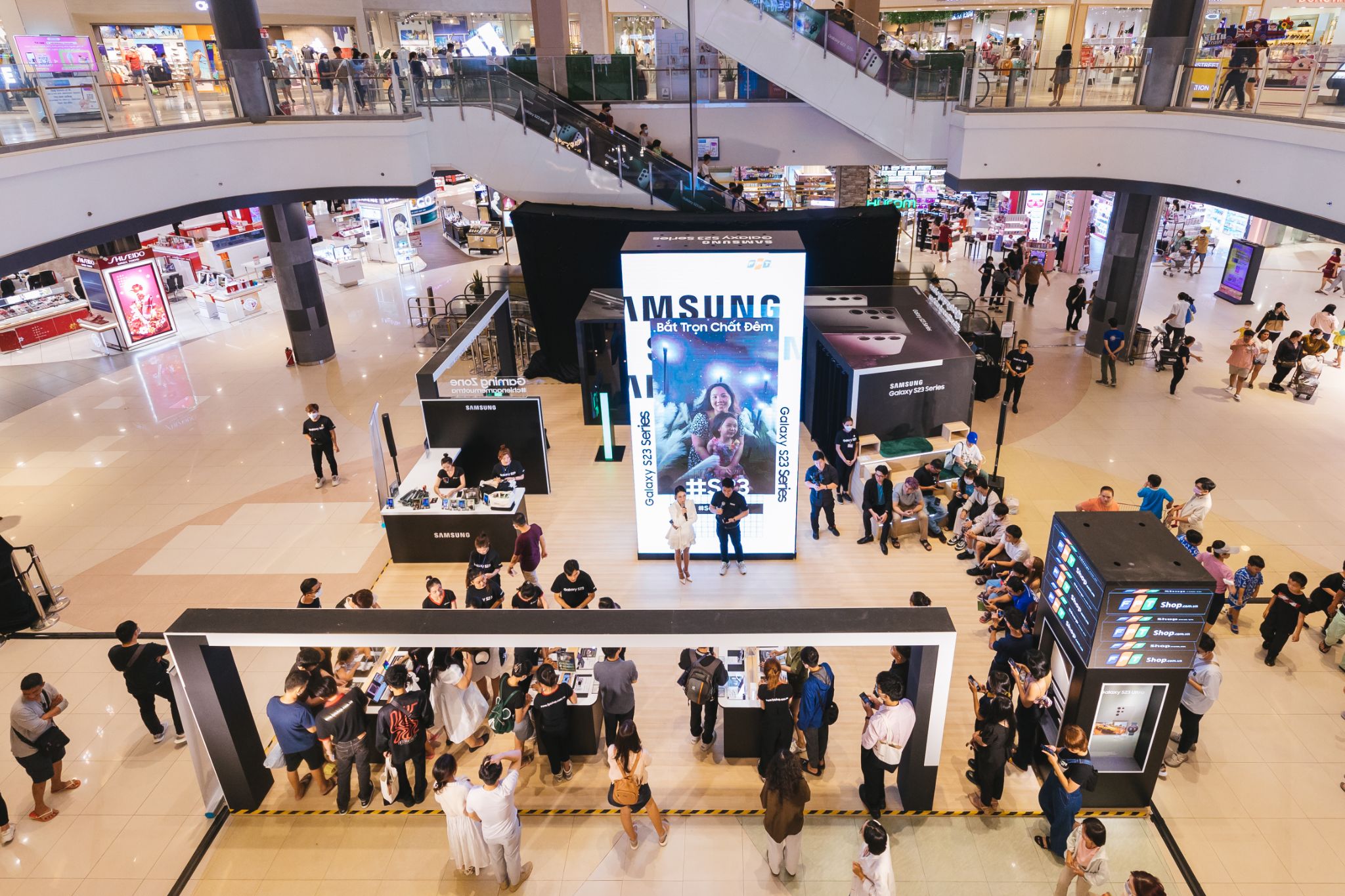 Square Experiential Communications › Samsung Diamond S23 Experiential